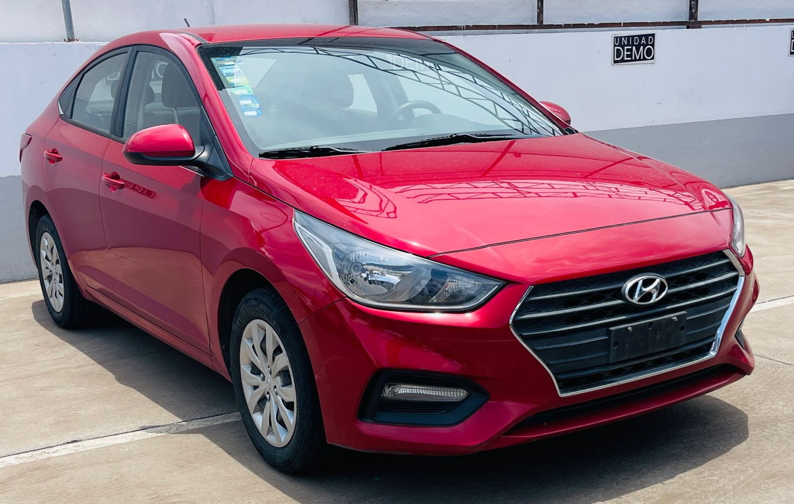 HYUNDAI SEMINUEVOS - Vehículo Hyundai Accent HB 2018 (803)