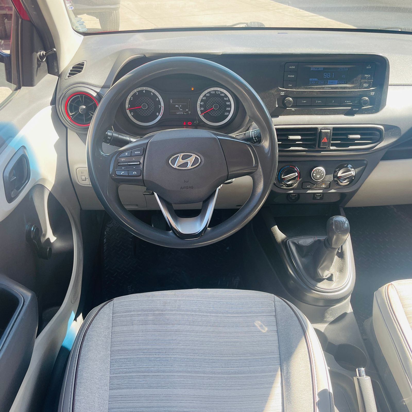 HYUNDAI SEMINUEVOS - Vehículo Hyundai Accent HB 2021 (1026)